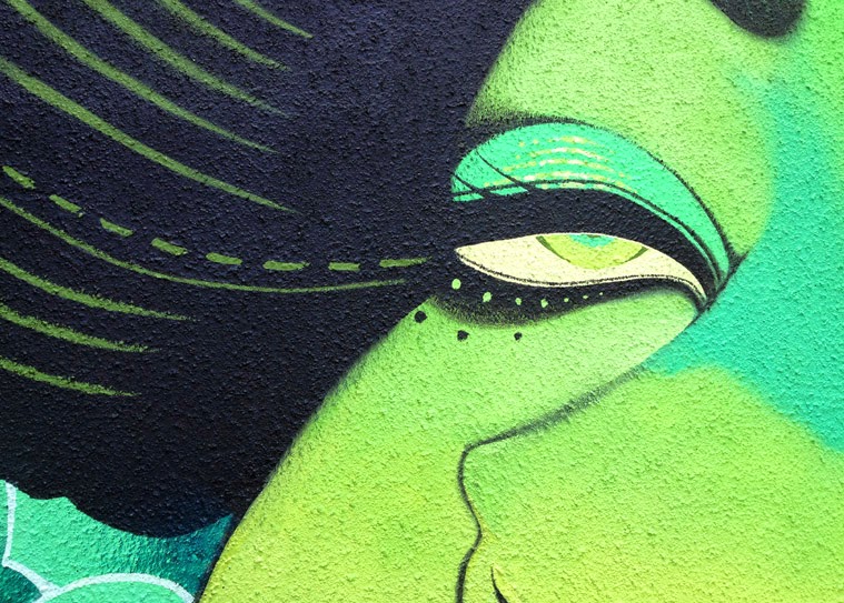 ONEQ creates a gorgeous mural on the streets of Tokyo, Japan ...