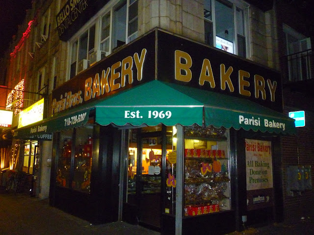 Lost City: A Good Sign: Parisi Bros. Bakery