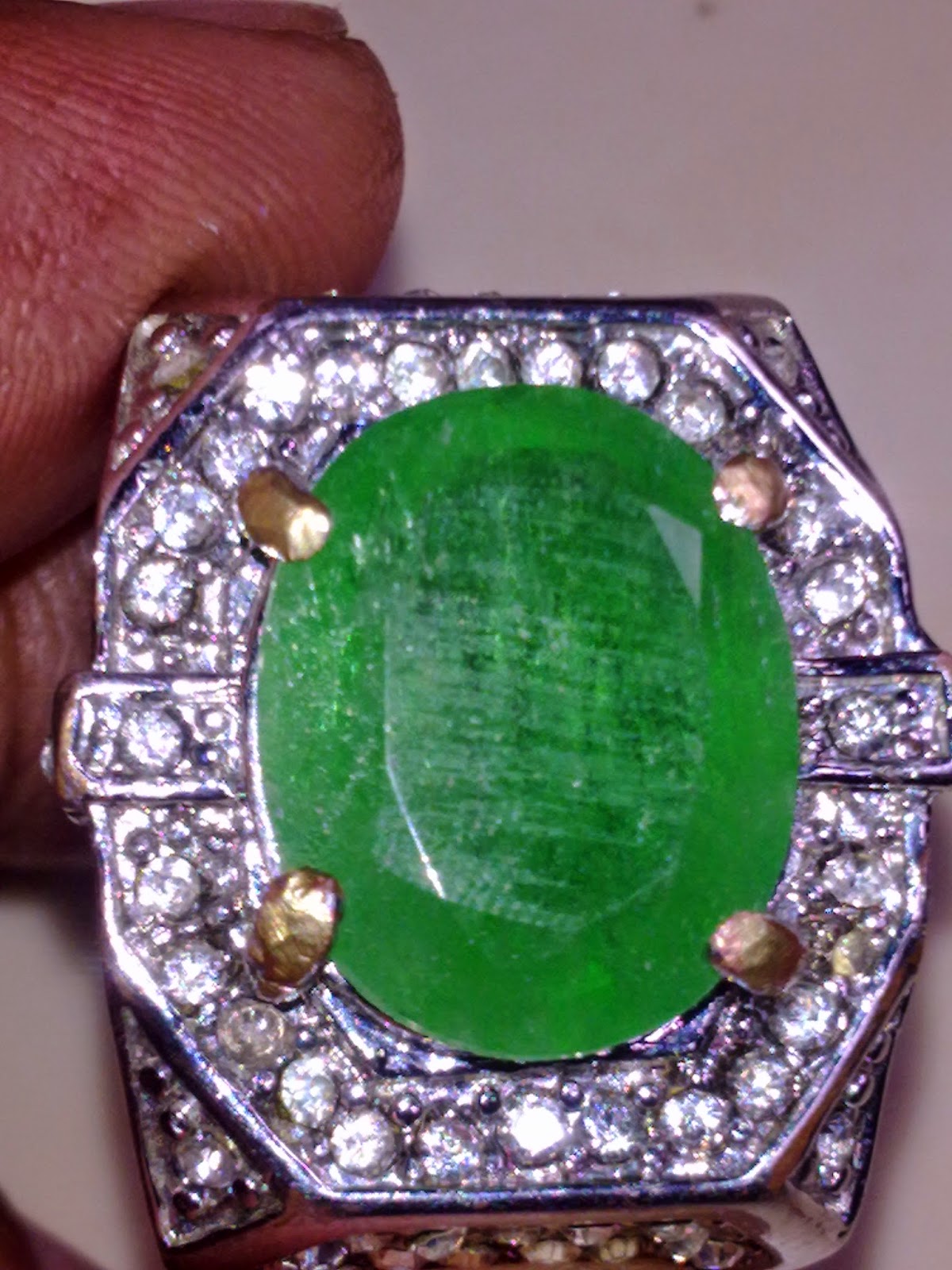 ZAMRUD KALIMANTAN - JB Online