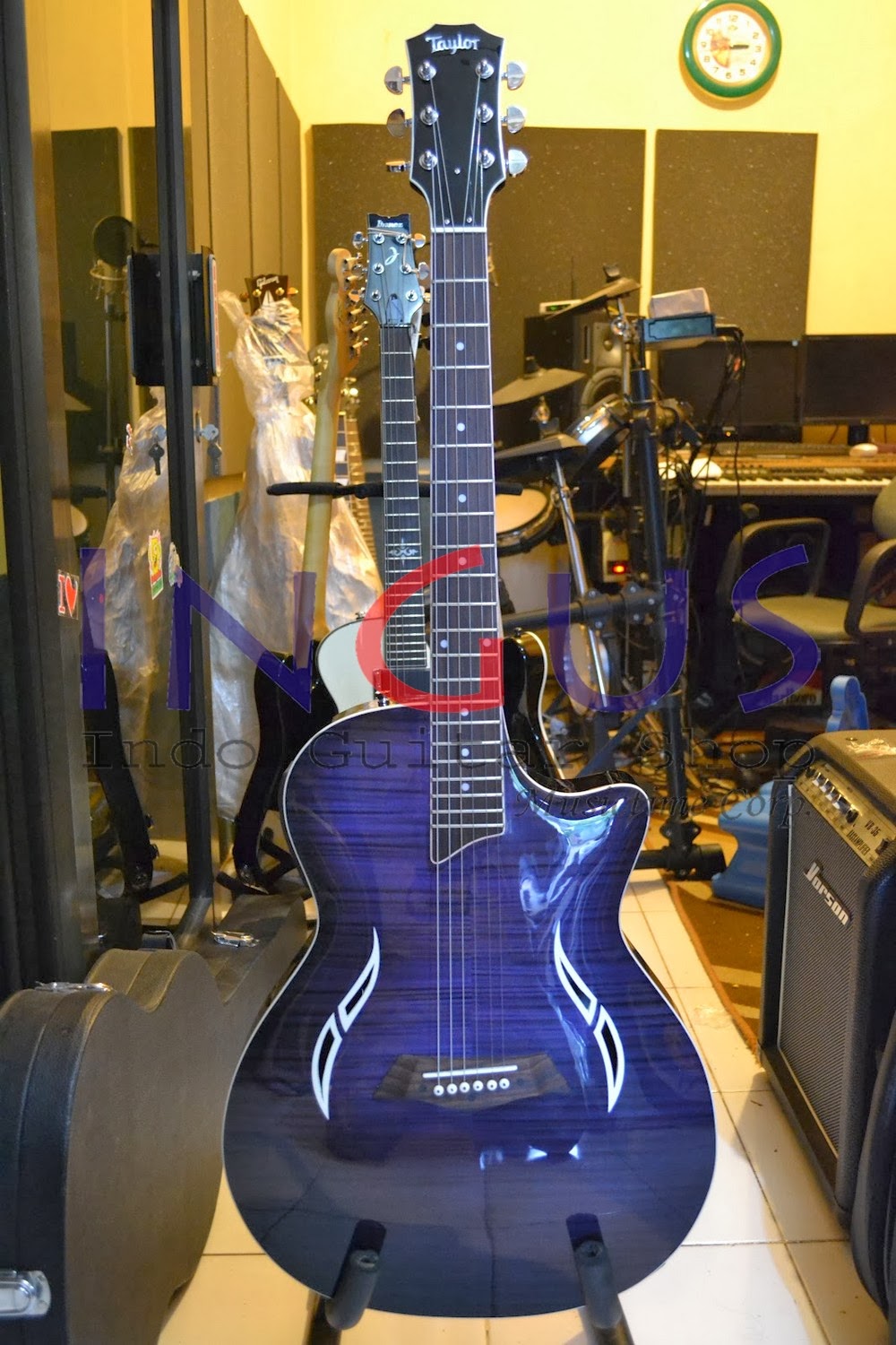Jual Gitar: Taylor T5 Blue Custom