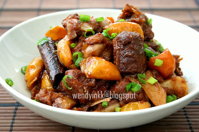 Table for 2.... or more: Red Cooked Duck with Kumquats - Kumquat #1