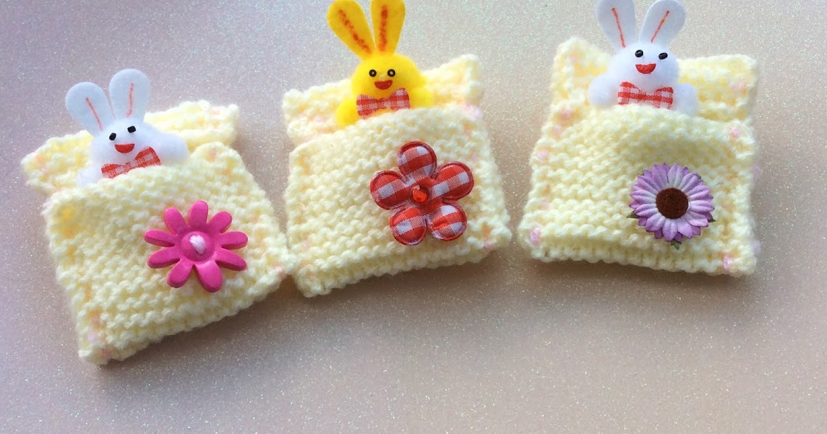 Taffy Lass Knits: Primitive Bunny Pocket