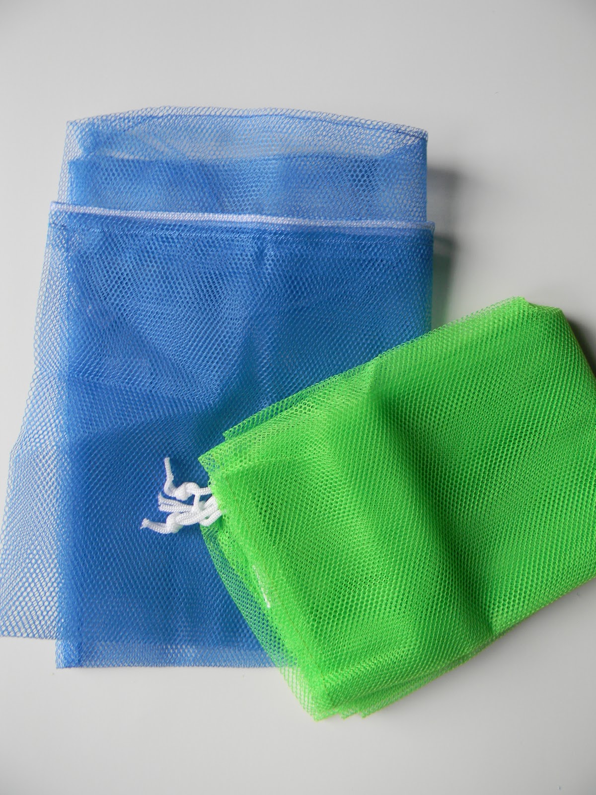 Candy's Clothes Closet: NEVER SORT SOCKS AGAIN