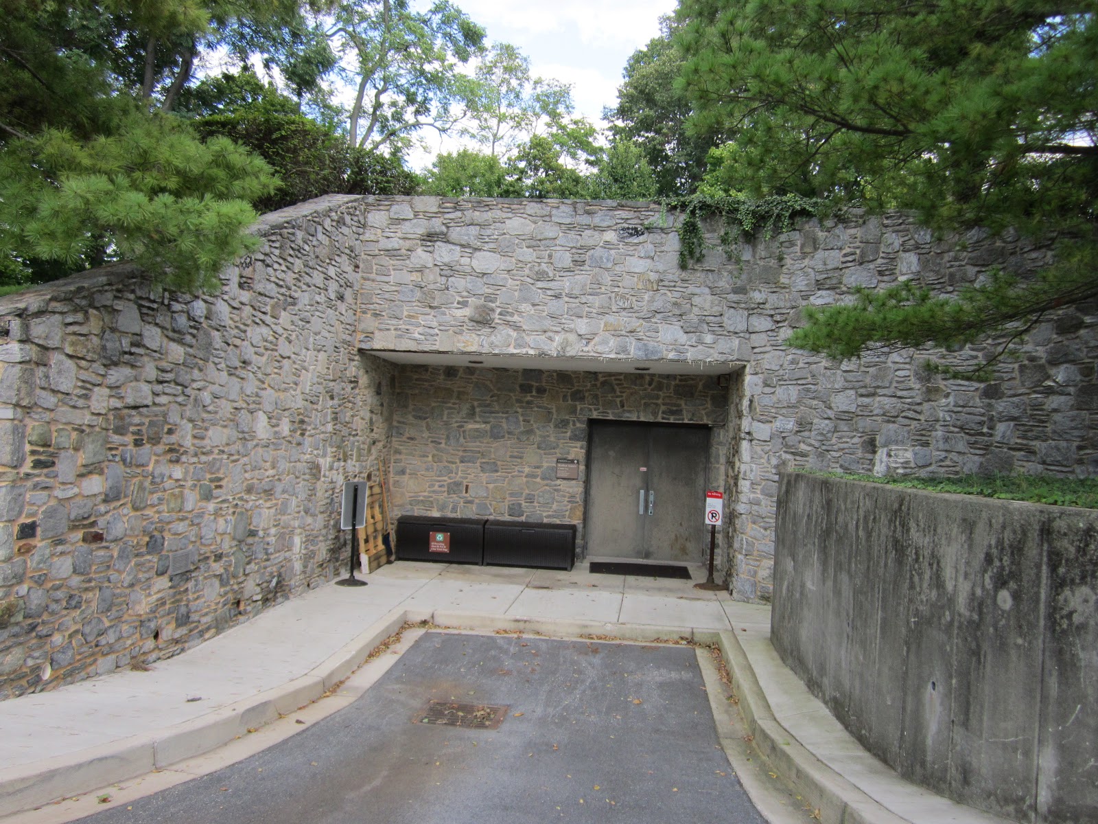 Outta the Way: U.S. Government Bunker in Harpers Ferry, West Virginia