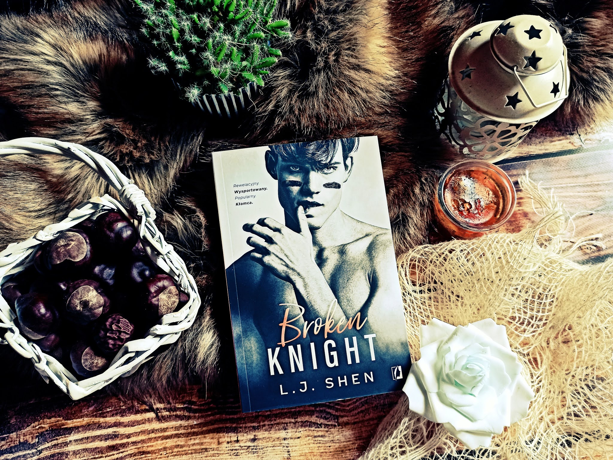 Kto czyta książki – żyje podwójnie: "Broken Knight" - L.J. Shen ...