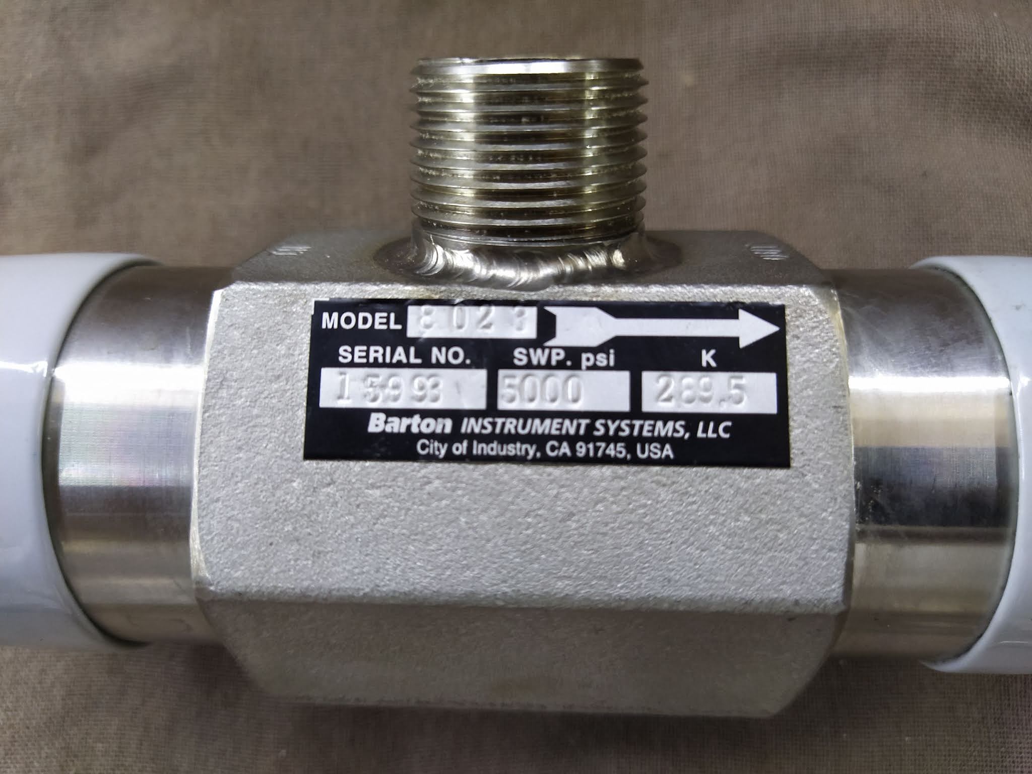 BARTON 8023 LIQUID LEVEL TURBINE FLOW METER 5000 PSI