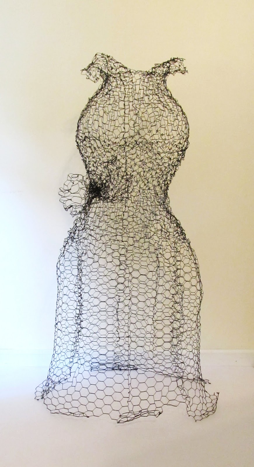 Sassytrash: Chicken Wire Dress