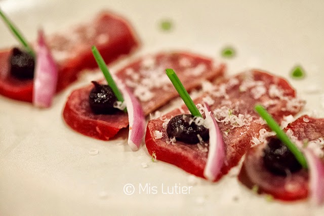 The Singular Meat and Japo & The Twist Club - Mis Lutier