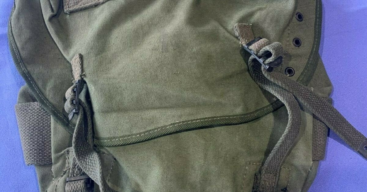 Webbingbabel: Australian Army M-56/M-61 Field Pack - Bum Pack