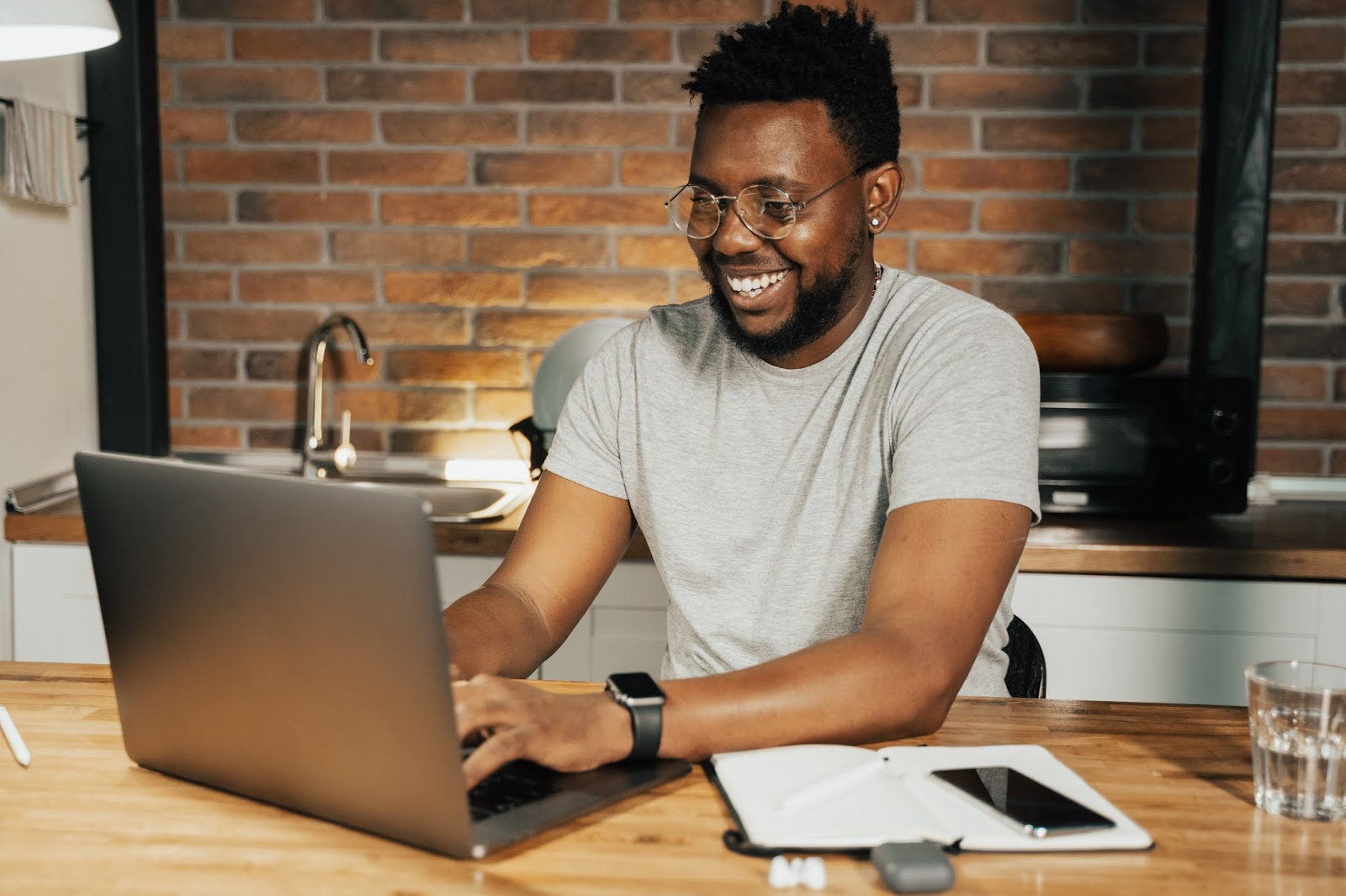 Learn How You Can Make Money Online Learn How You Can Make Money Online