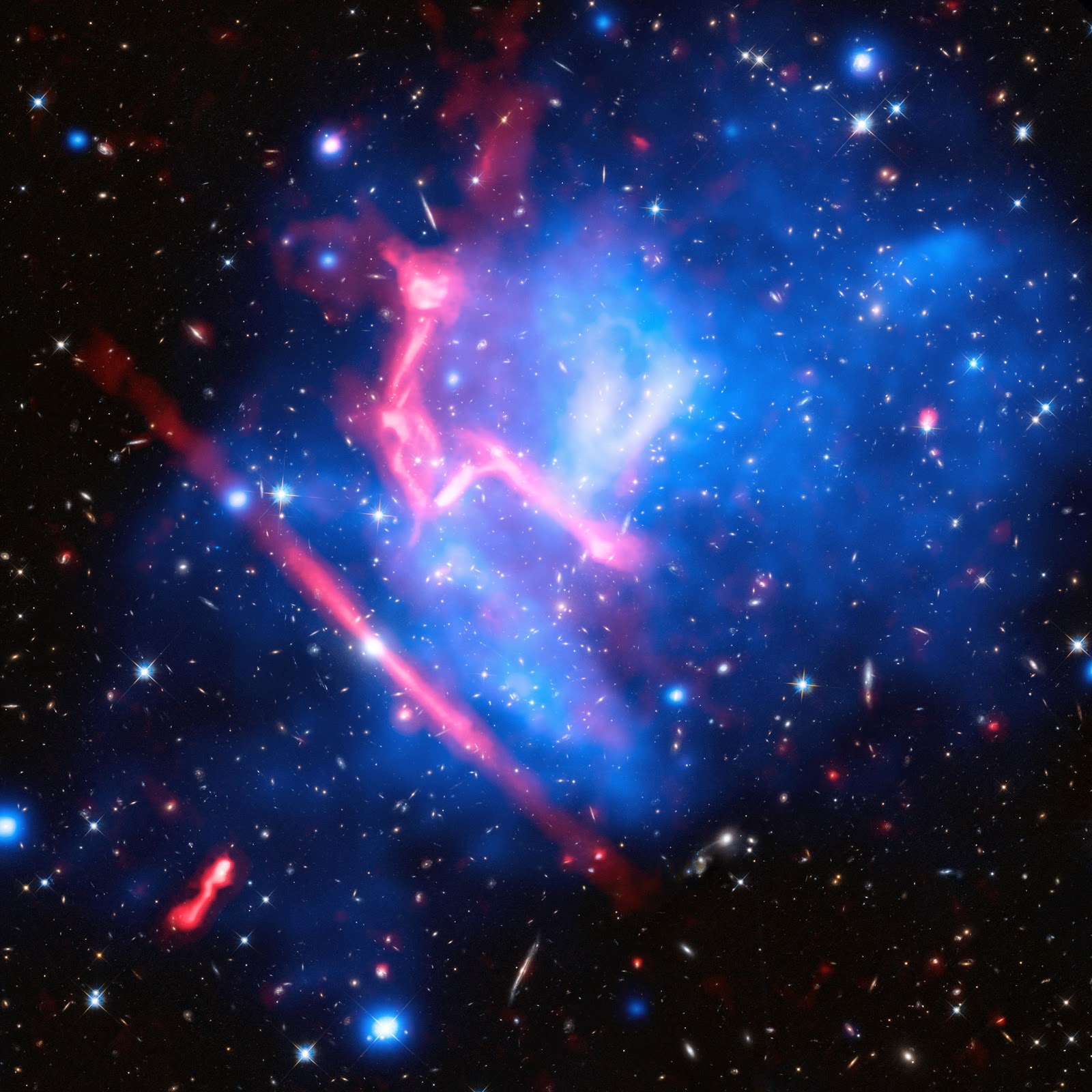 The MACS J0717.5+3745 Galaxy Cluster | Earth Blog