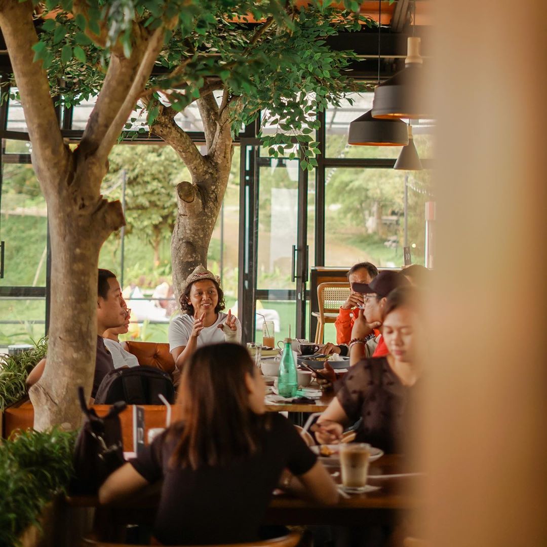 Taman Langit Cafe Baturaden Purwokerto Harga Menu, Fasilitas & Lokasi