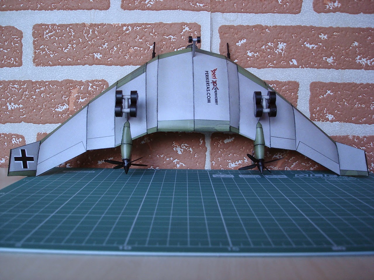 papierove-modely: Blohm & Voss BV-38 Flying Wing