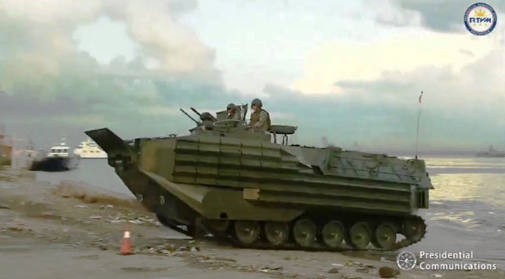 DEFENSE STUDIES: PHL Navy Showcases New Amphibious Assault Vehicles