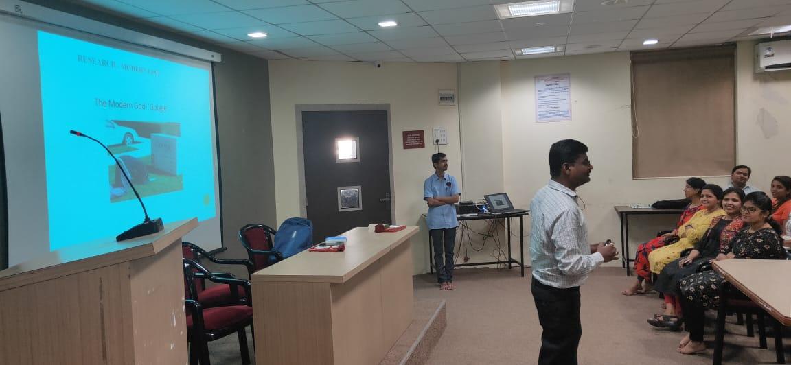 FYI@Librarian: Guest Lecture at NKTT College of Arts and Commerce on ...