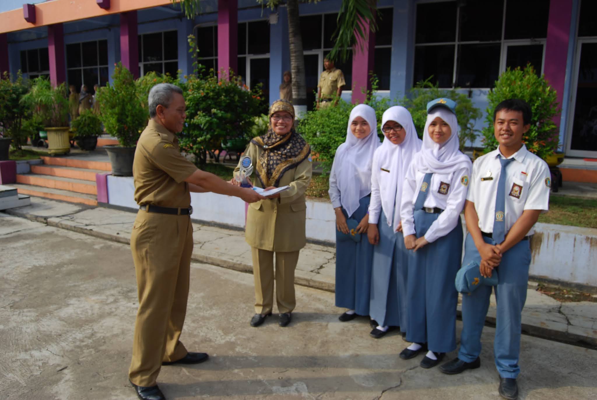 Lomba Mading Dua Dimensi STIBA INVADA Cirebon