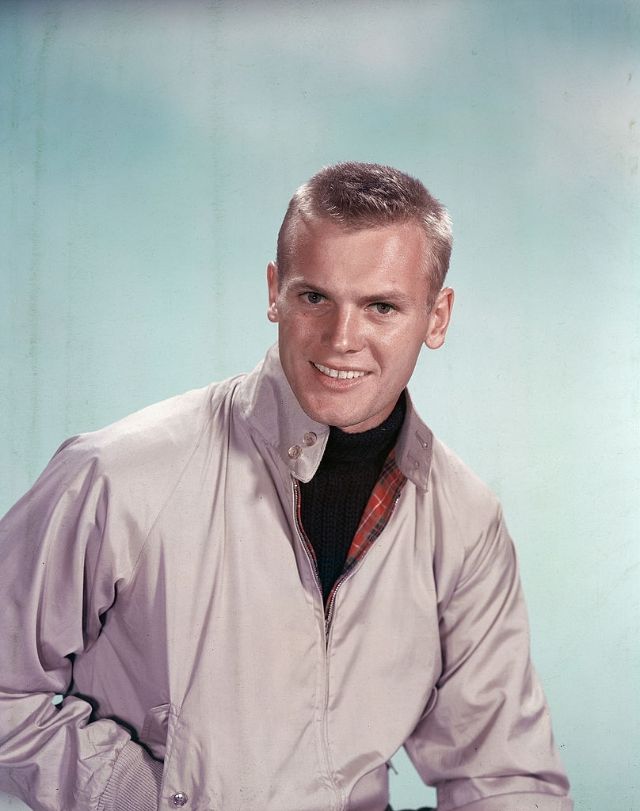 Heartthrob of the ‘50s: A Look Back at a Young and Handsome Tab Hunter ...