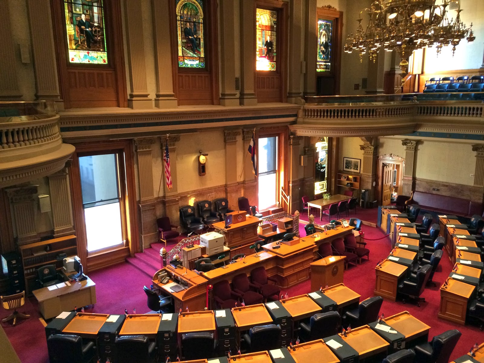 A Capital Design - The Road Junkies