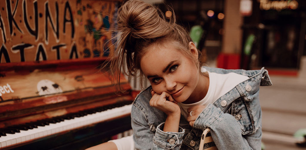 Voando Sozinha | Cybelle Santos: Música para Ouvir: Ella Renn