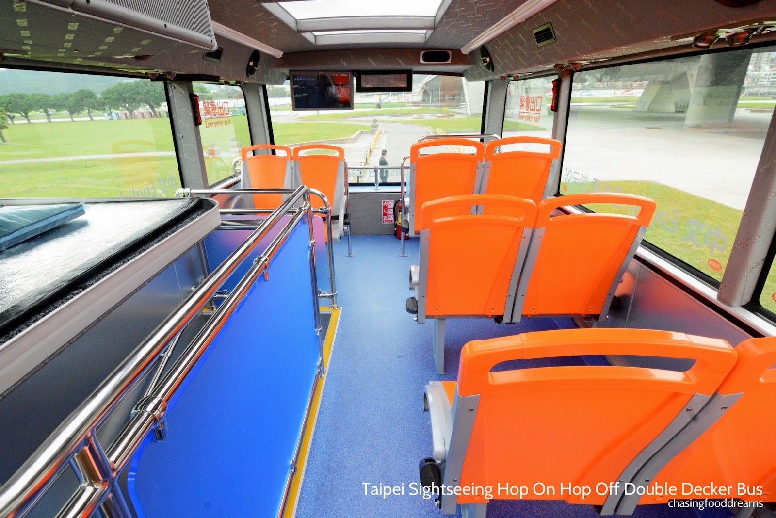 CHASING FOOD DREAMS: Taipei Sightseeing Hop On Hop Off Double Decker Bus