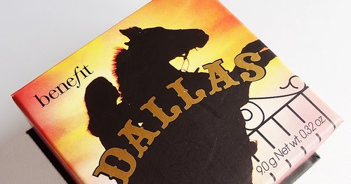 Benefit: Dallas - Makeup Moment