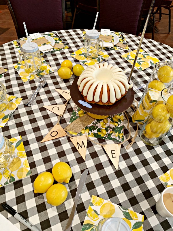 20 BANQUET OR EVENT TABLE CENTERPIECE IDEAS | Dimples and Tangles