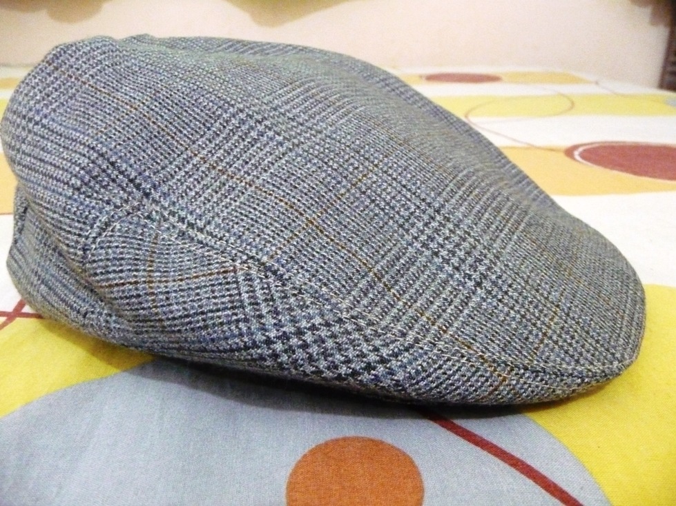 Gerobok Kita: Clenor- vintage tweed cap/golf cap/topi maher zain(?)
