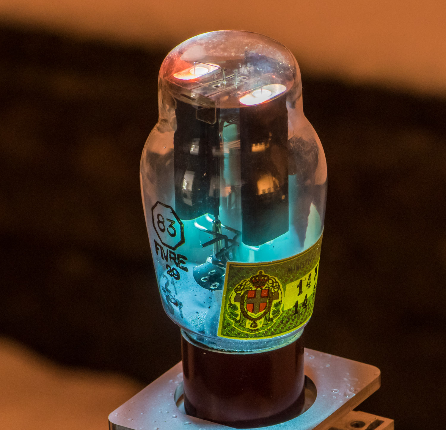 VinylSavor: Tube of the Month : The 83