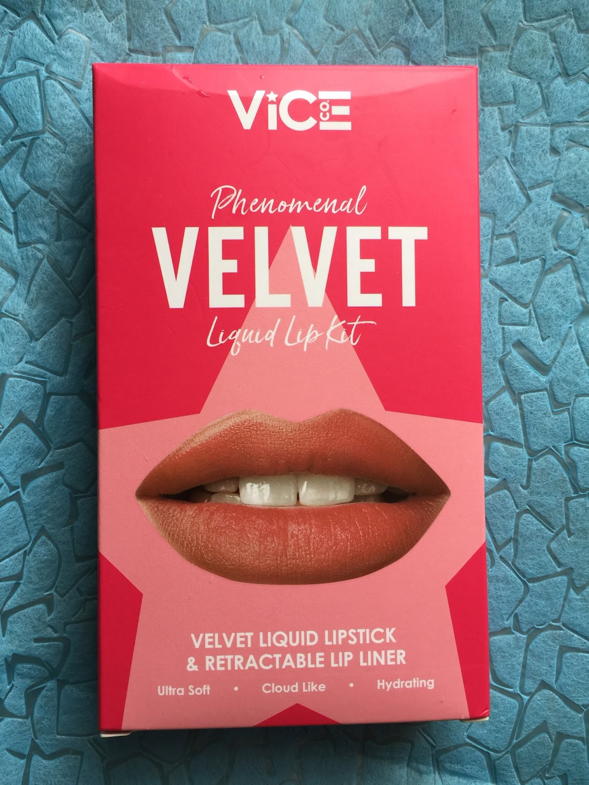 Trying Out The Vice Cosmetics Phenomenal Velvet Liquid Lip Kit in ...