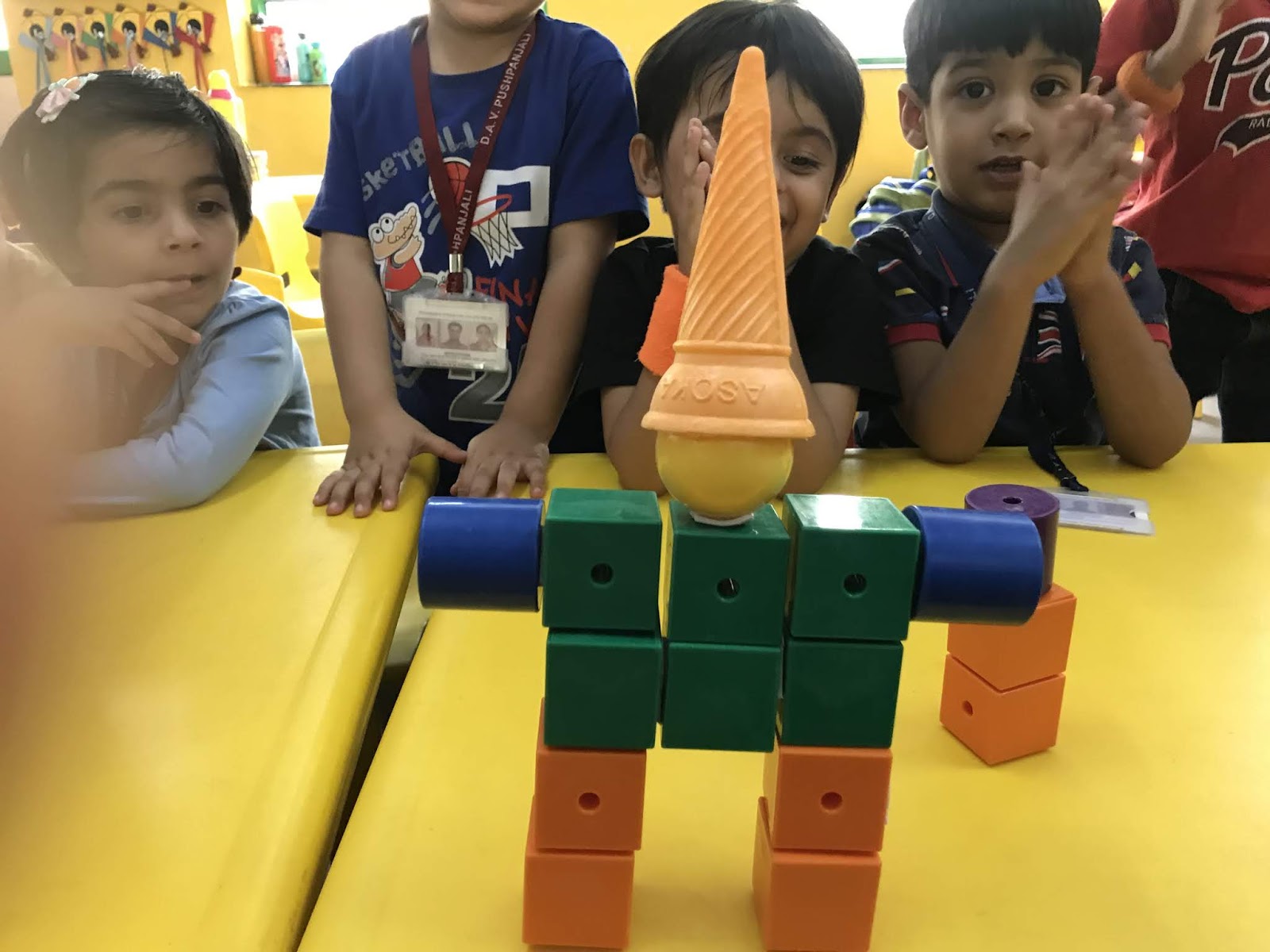 TOTSCHOOLING: Solid shapes- Model making