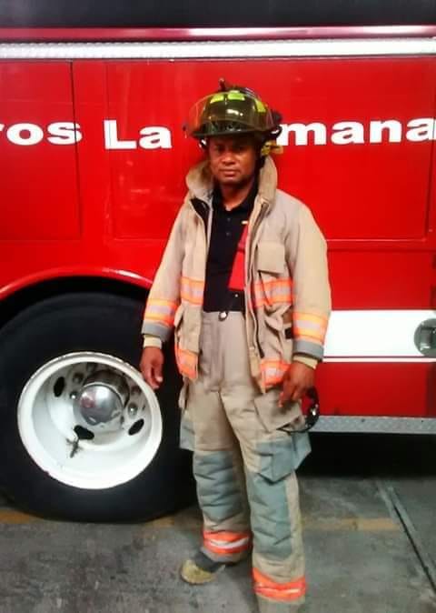 Feliz cumpleaños al 2do. Teniente C.B. José Israel Nieves, Cuerpo de ...