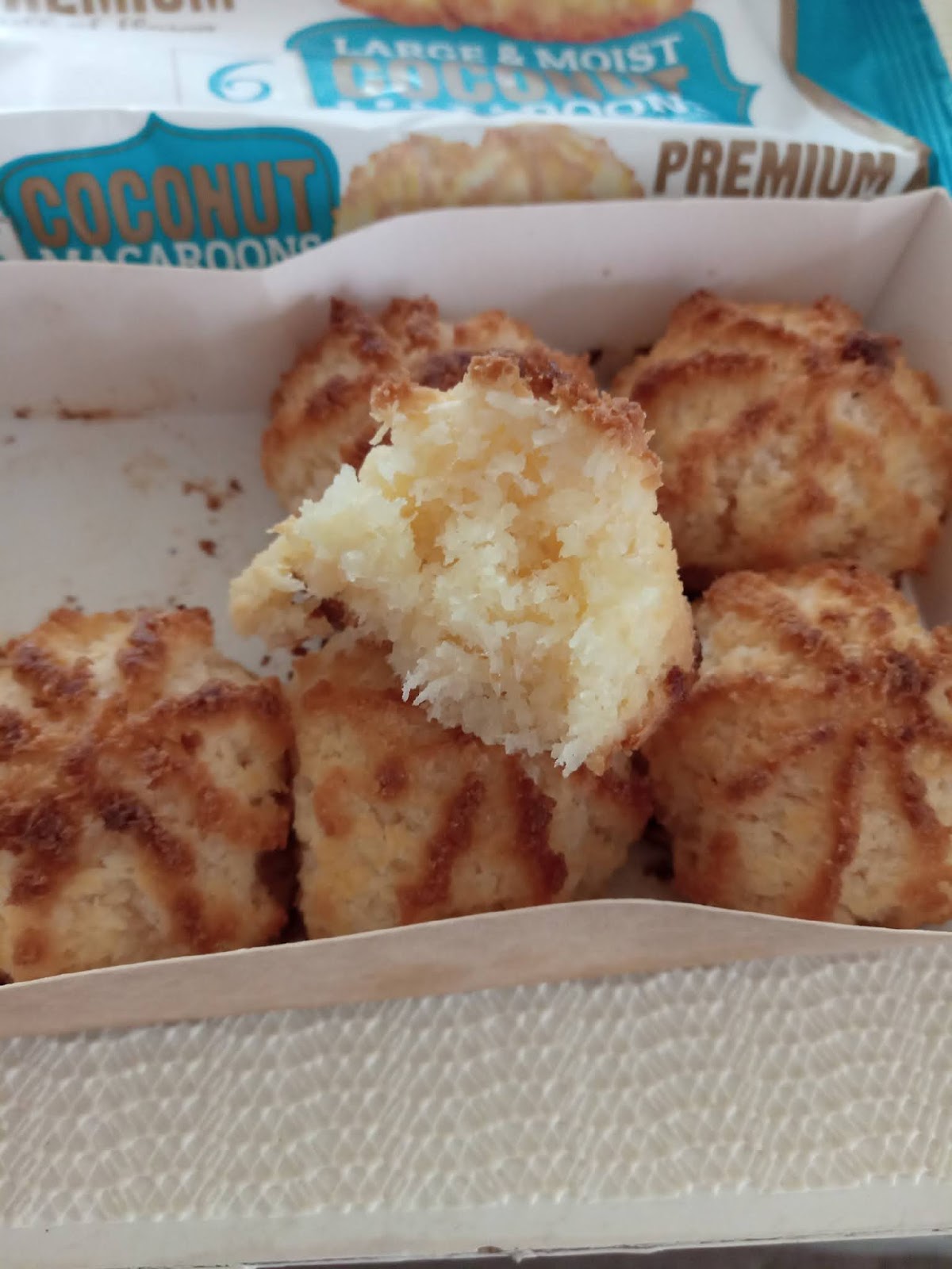 Supersupergirl's Food Reviews: Brompton House Large and Moist macaroons ...