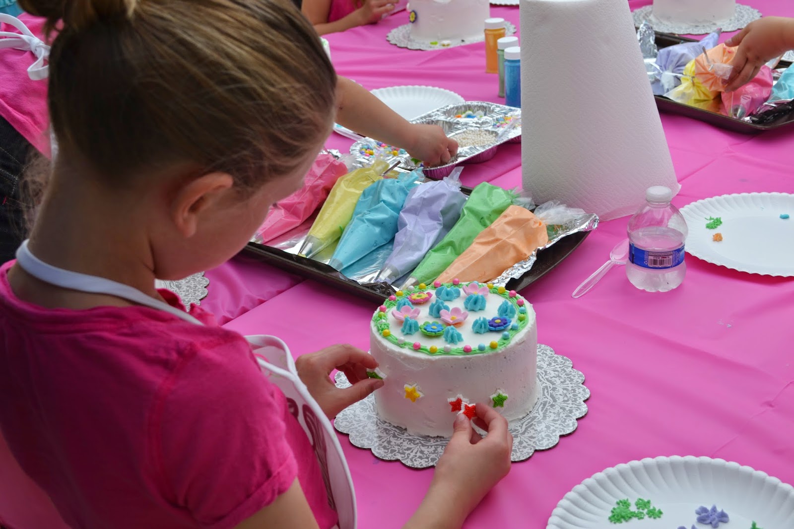 Random Craft: Cake Decorating Party