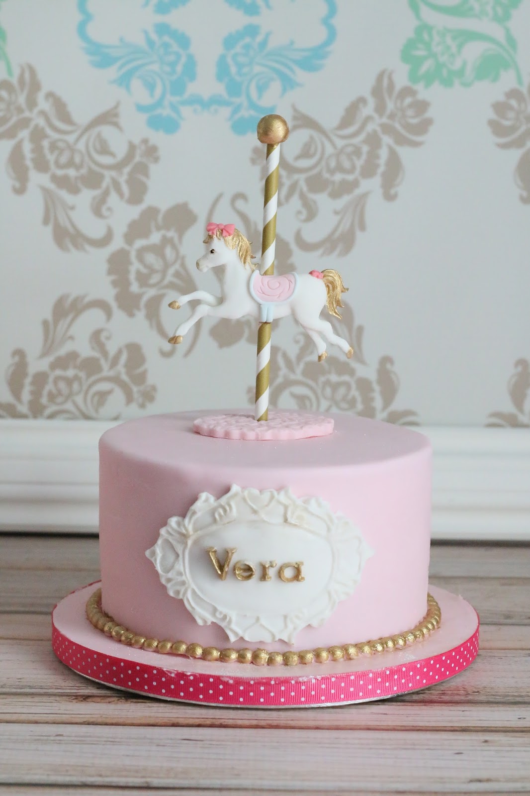 bakingmummy 俏媽咪烘焙坊: Carousel Cake