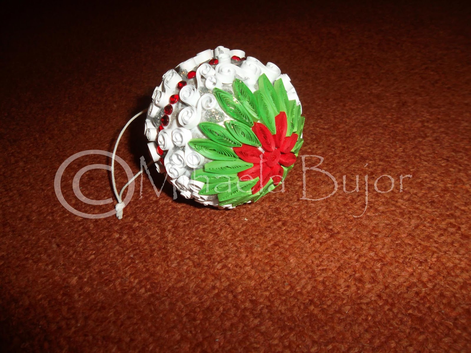 Mihaela Bujor: Globuri handmade (handmade globes)
