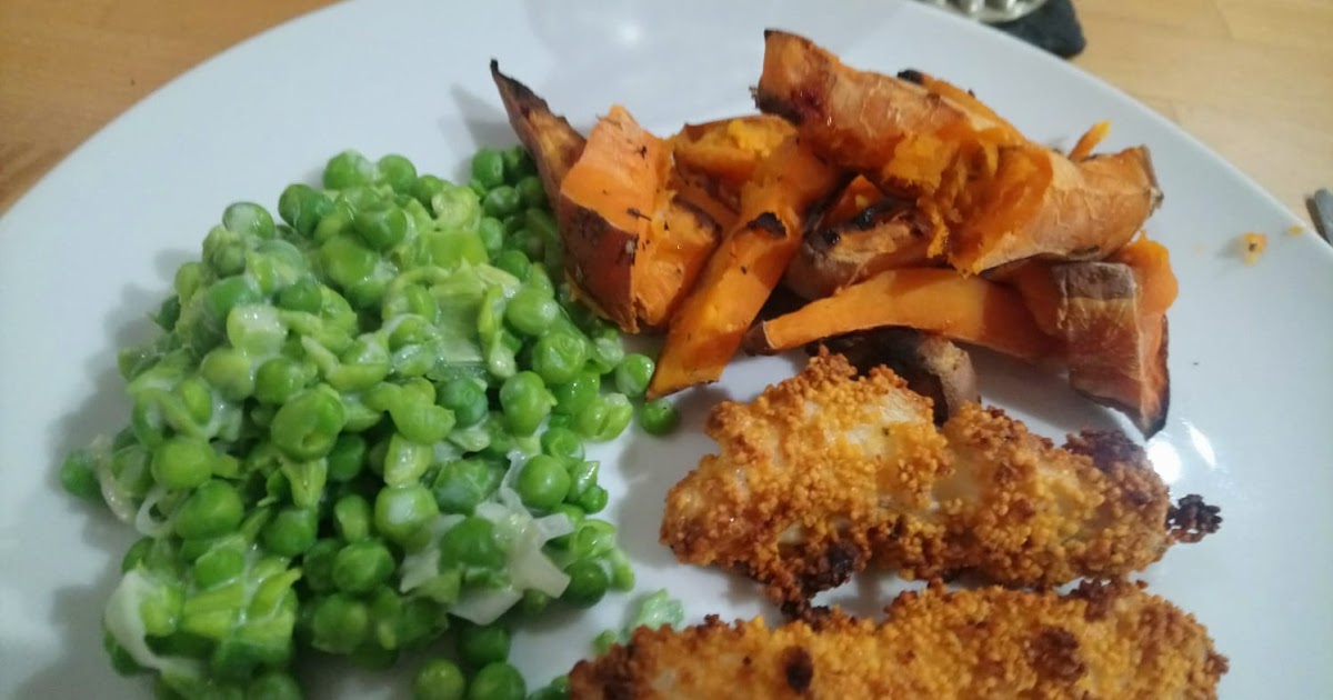 Crunchy Fish Fingers with sweet potato chips and mushy peas