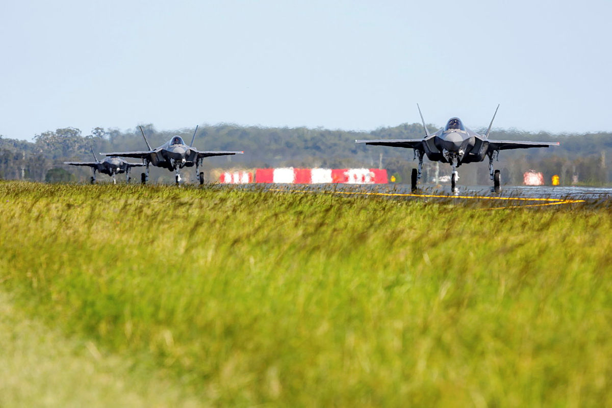 DEFENSE STUDIES: Three New F-35A Lightnings Touch Down