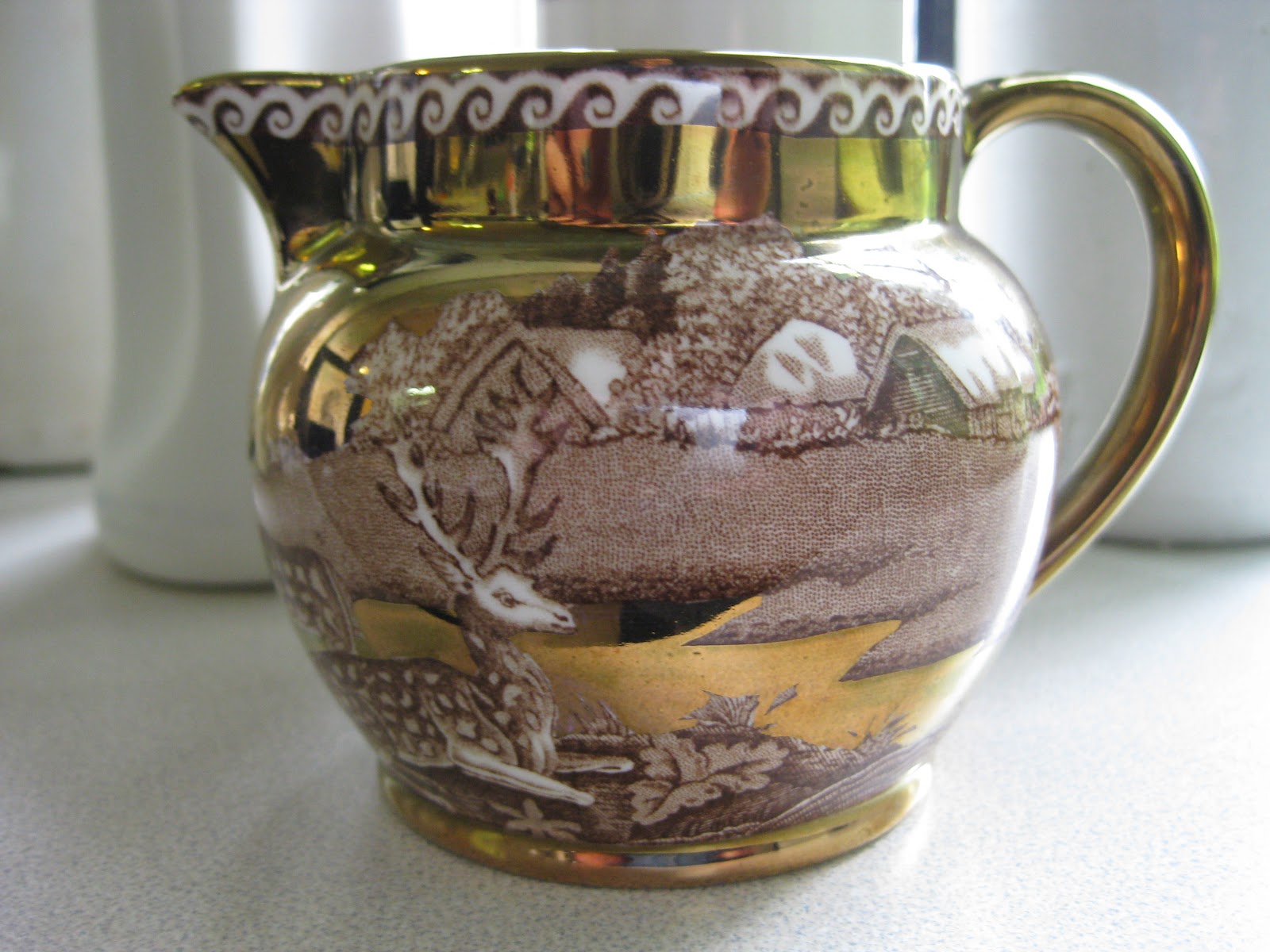 Life at Willow Manor: You say lustreware...I say lusterware...