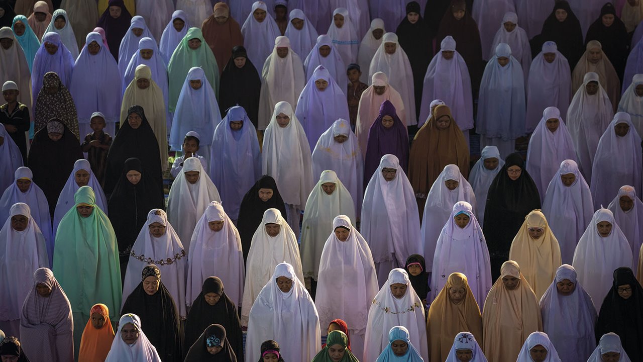 NACION CANARIA: LOS HERMANOS MUSULMANES, NOS COMERÁN