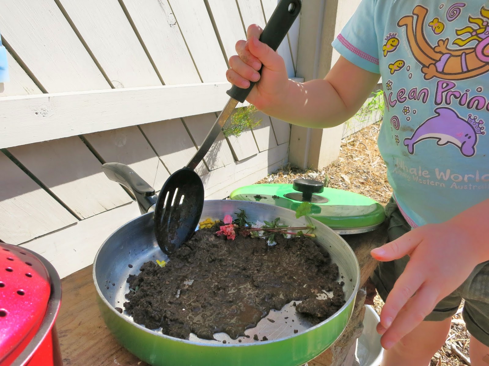 Learn with Play at Home: Make your own simple backyard Mud Kitchen