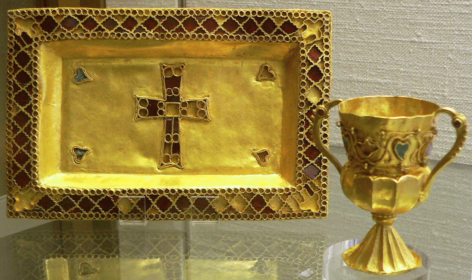 El Arte de la Orfebrería y Joyería : La orfebrería en la Edad Media.