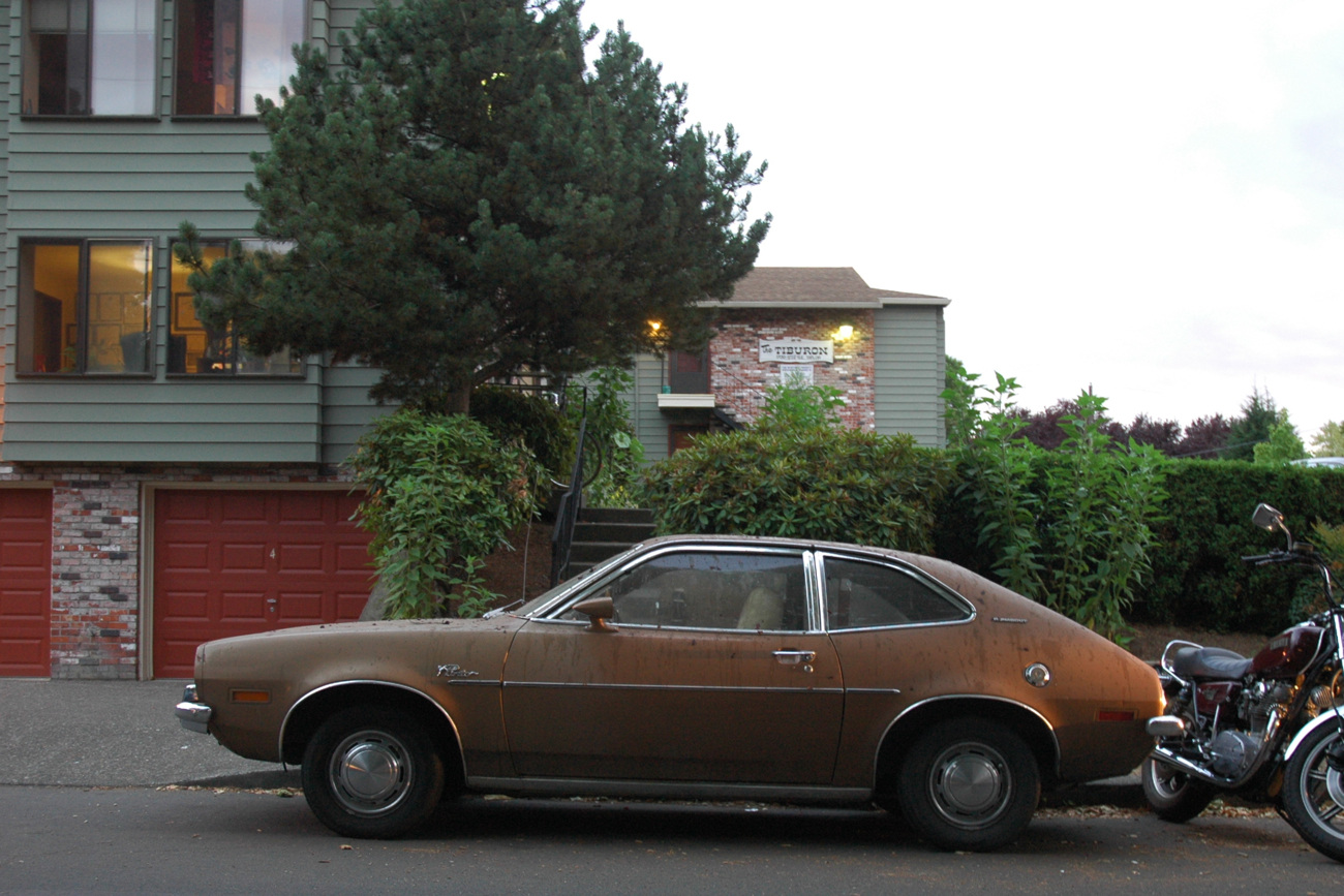 OLD PARKED CARS.: 1973 Ford Pinto Runabout, Revisited.