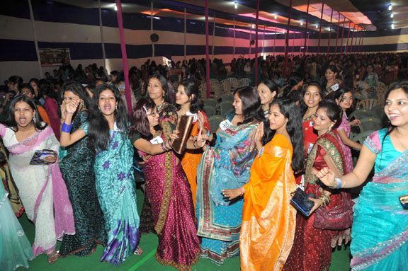 View Patna: Shivi crowned Miss Patna Women's College 2012