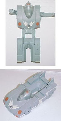 Random Toy Reviews: Generation One Transformers Prototypes