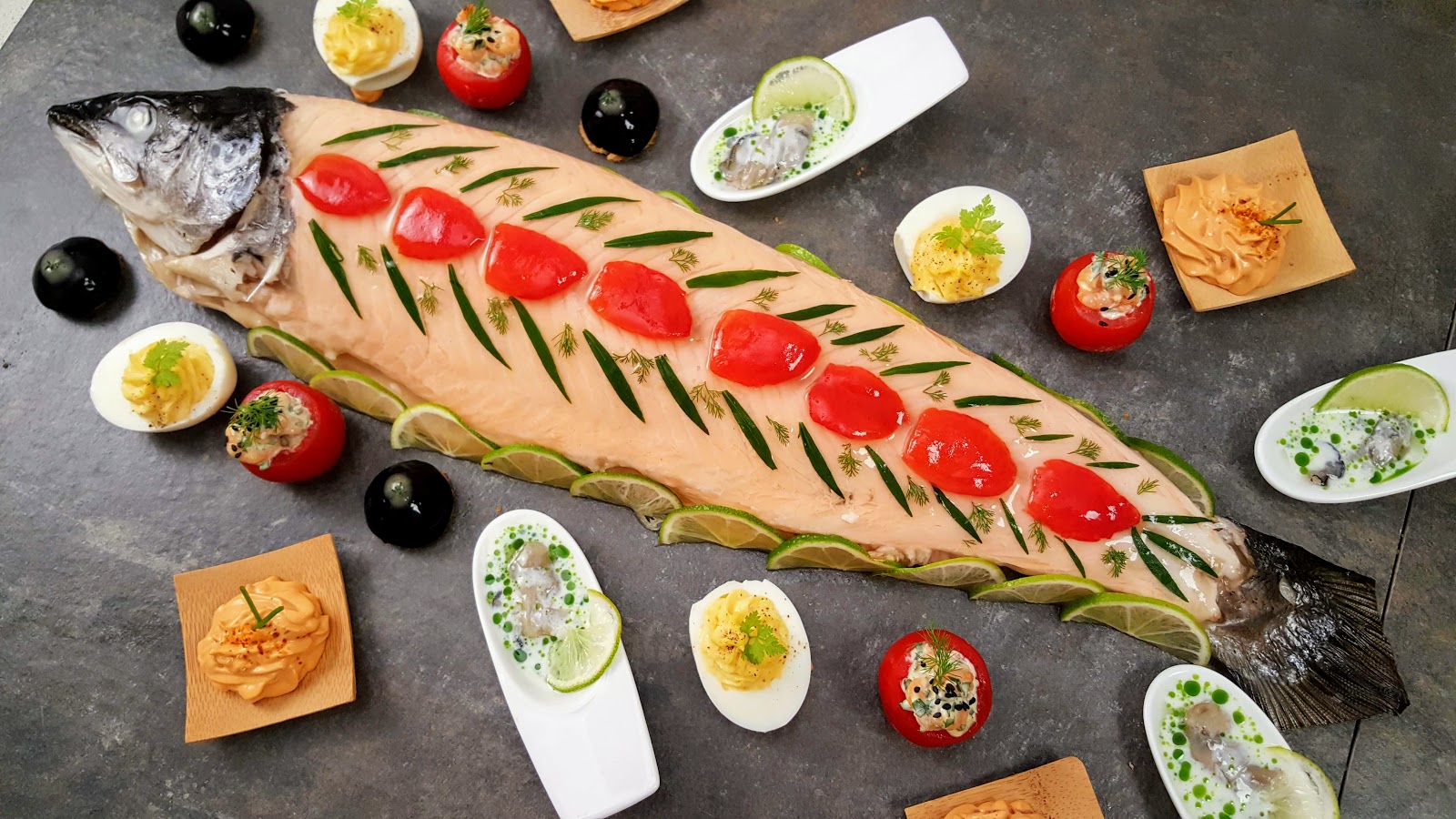 Saumon en Bellevue ou saumon froid en gelée