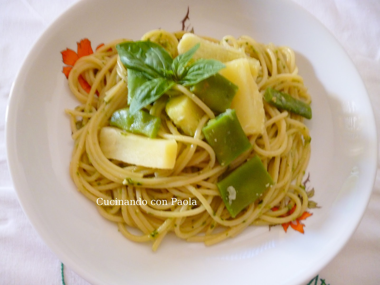 Cucinando con Paola: Spaghetti col pesto alla genovese
