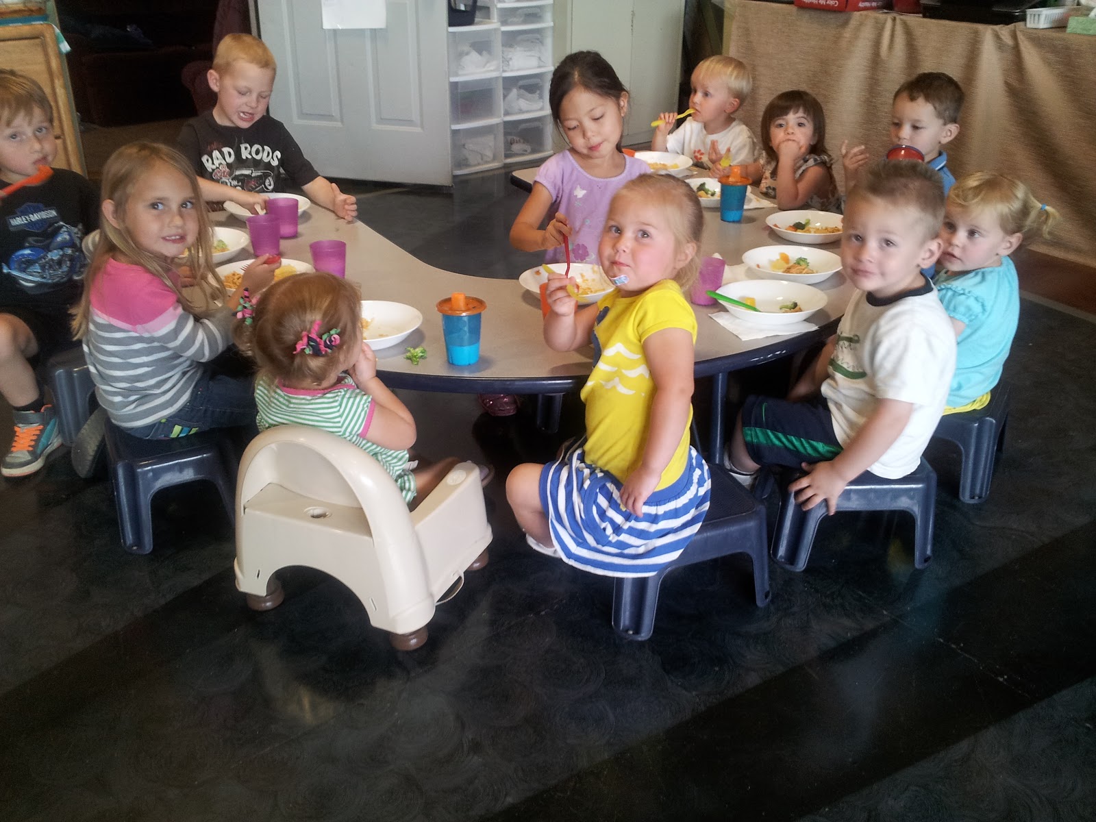 Hands on 4 kids: Meal/Snack Time