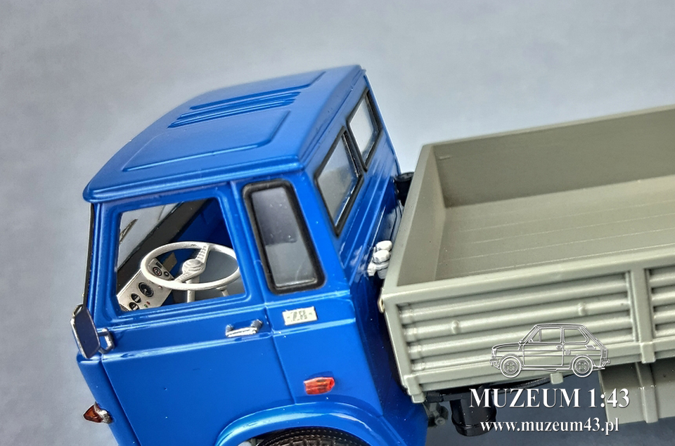 FSC Star 28 1:43 Polish Resin Models - Muzeum 1:43