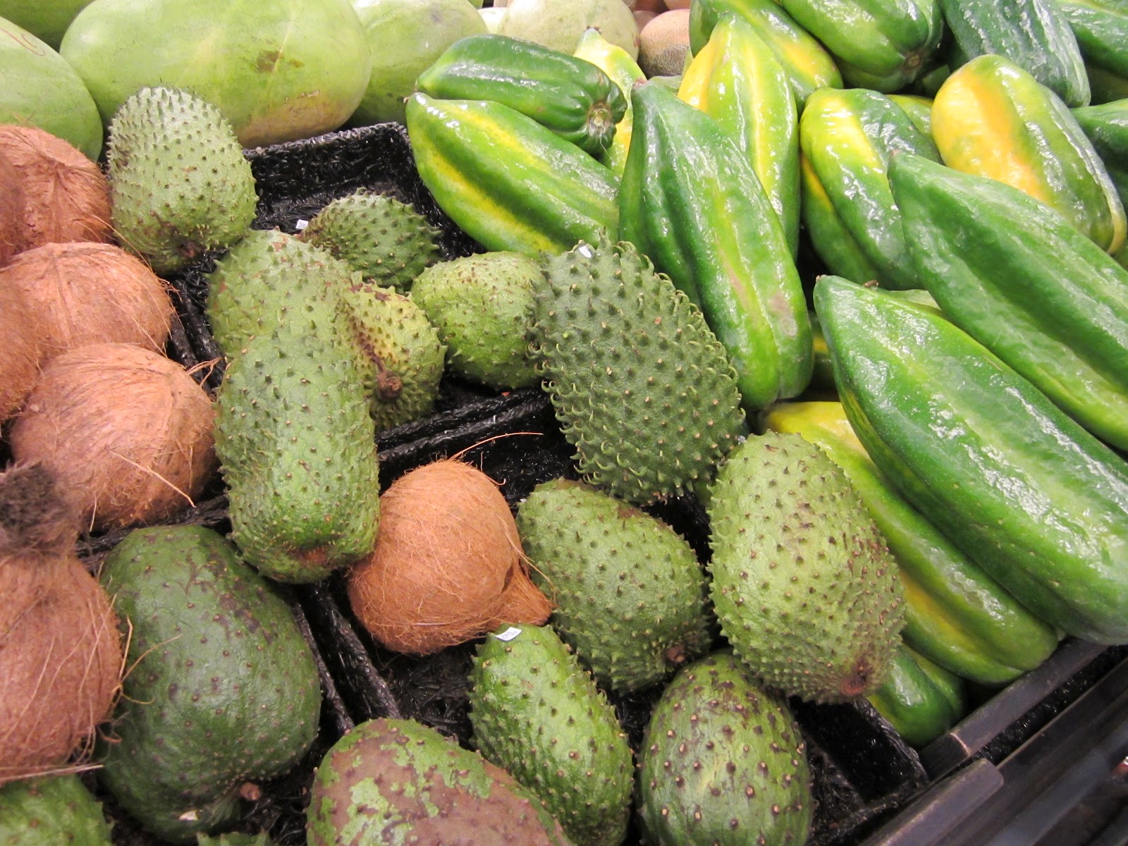 Getting to Galapagos: Frutas!
