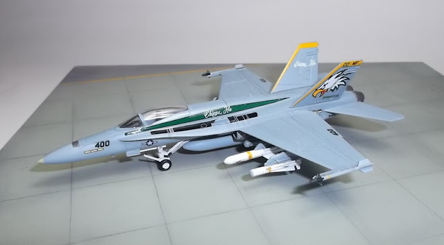 Thailandscale144: F/A-18C US.NAVY "CHIPPY HO!!!" VFA-195 '2001